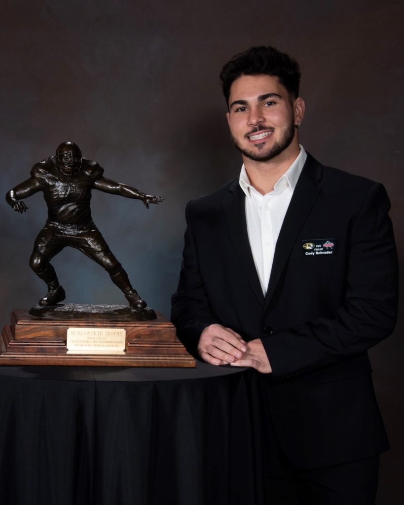 Cody Schrader Named 2023 Burlsworth Trophy Winner – Burlsworth Trophy